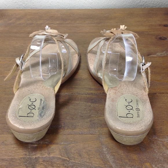 boc | Shoes | Boc Born Gold Leather Cushioned Insole Sandals | Poshmark